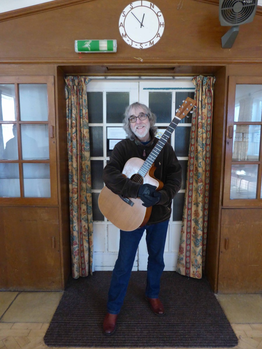 Gordon Giltrap – Sharrington Village